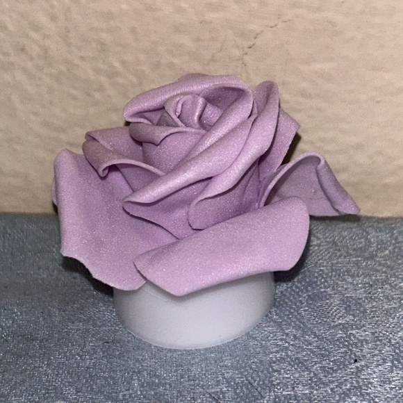 Accents | Watch Video Reduced Nwt Original Box Colorful Blinking Rose ...
